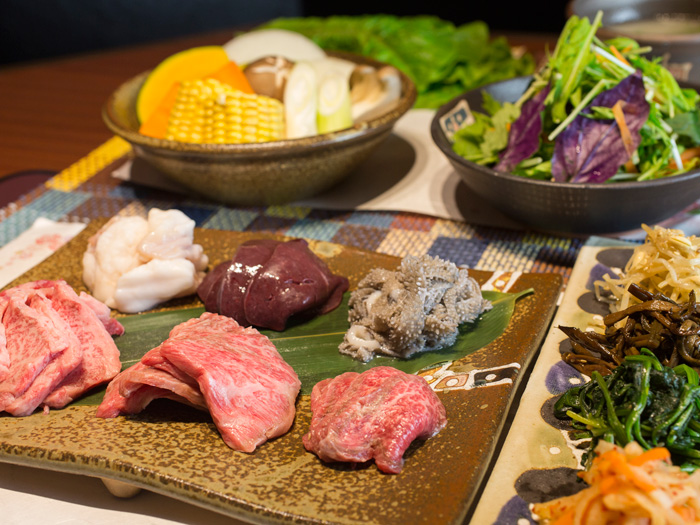 肉類料理專門店 GYUTON合戰 恩納御殿 | 沖繩旅遊人